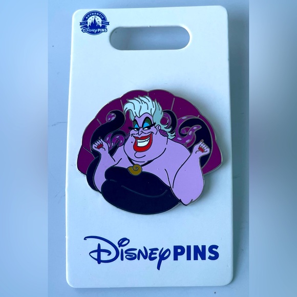 Disney | Accessories | Disney Ursula The Little Mermaid Villain Trading ...